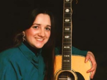 Eileen McGann Tour Dates & Tickets