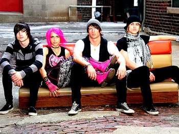 Icon For Hire Tour Dates & Tickets 2018