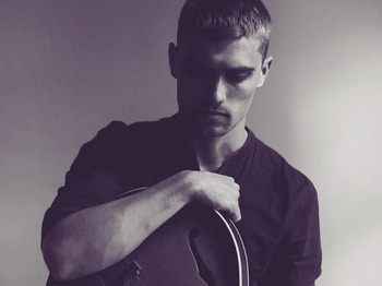 Rhys Lewis Tour Dates & Tickets 2017