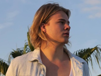 Chris Bourne Tour Dates & Tickets